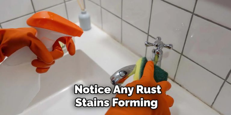 How to Remove Rust Stains From a Porcelain Bathtub | 8 Steps